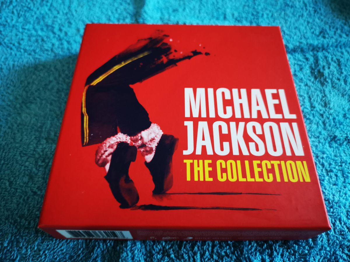 COFFRET LUXE 5 CD + livret inclus Michael JACKSON – Luckyfind